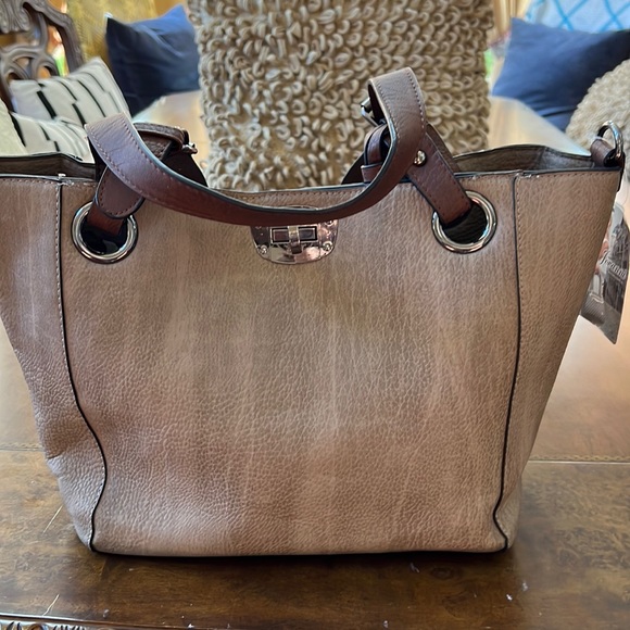 javanni | Bags | Javanni Faux Pebbled Leather Bag Nwt | Poshmark